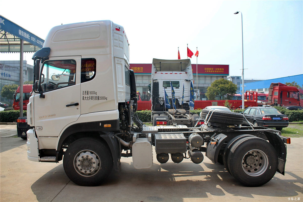 【图】中国重汽 斯太尔D7B重卡 380马力 4X2牵引车(ZZ4183N3611D1N)_实拍图片_263535_卡车之家