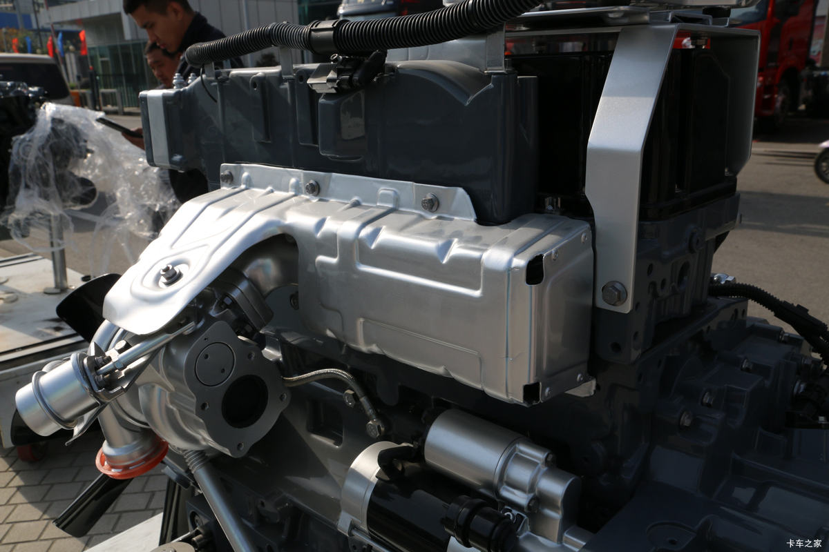 【图】大柴CA4DK1-22E5 220马力 4.76L 国五 柴油发动机_实拍图片_454692_卡车之家