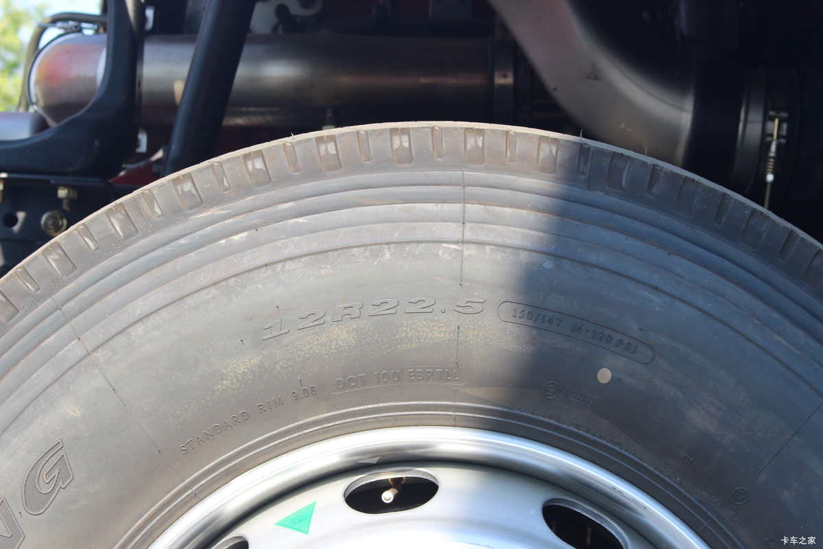 【图】福田 欧曼新ETX 6系重卡 400马力 6X4牵引车(BJ4253SMFKB-AA)_实拍图片_496200_卡车之家