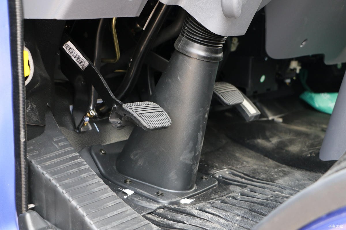 【图】福田 瑞沃E3 170马力 6X2 5.2米自卸车(BJ3223DLPEB-FA)_实拍图片_530408_卡车之家