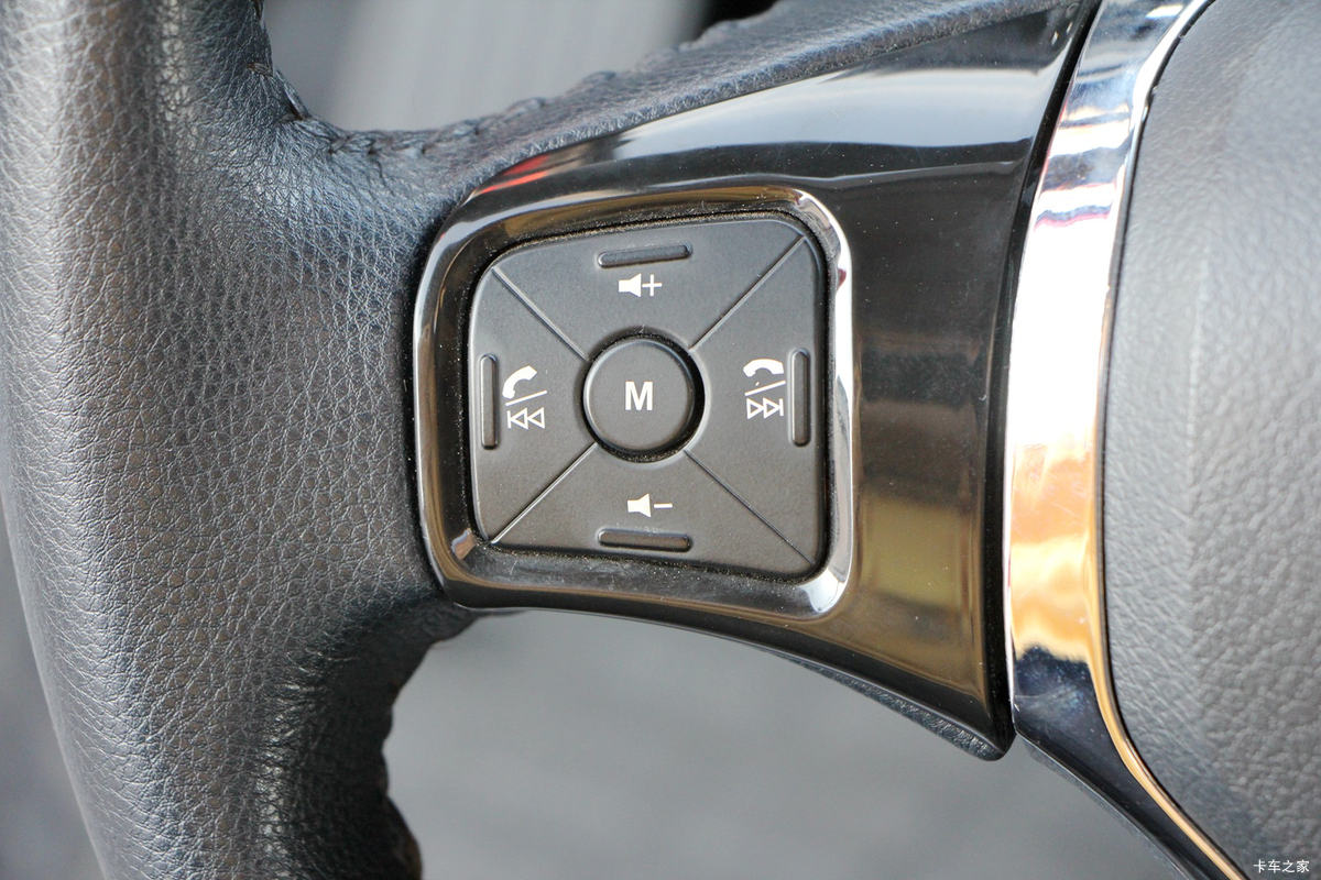 【图】陕汽康明斯 德龙X3000 600马力 8X8 大件牵引车(SX4500)_实拍图片_568053_卡车之家