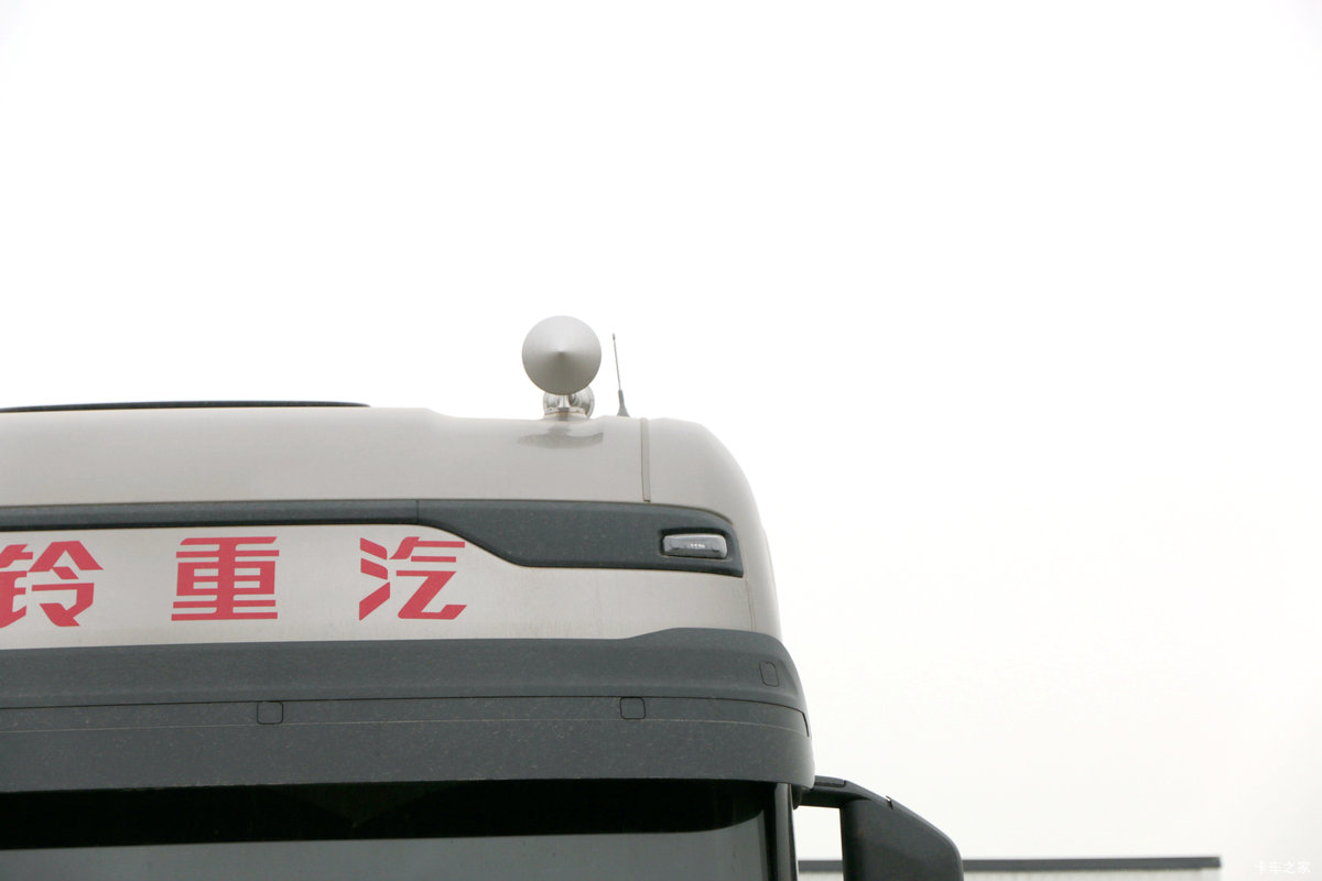【图】江铃重汽 威龙HV5重卡 520马力 6X4 牵引车(国六)(自动)_实拍图片_768862_卡车之家