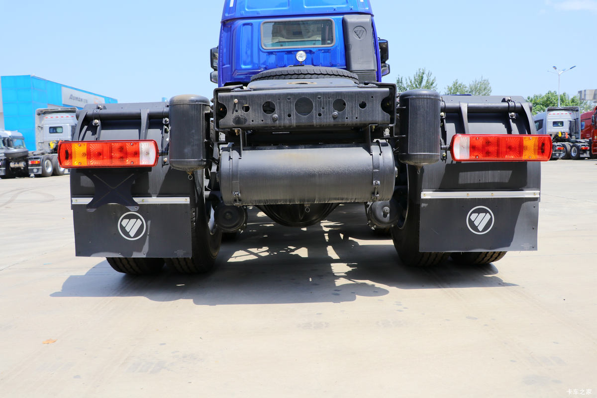 【图】福田 欧曼新ETX 6系重卡 430马力 6X4牵引车(BJ4253SMFKB-AB)_实拍图片_802860_卡车之家