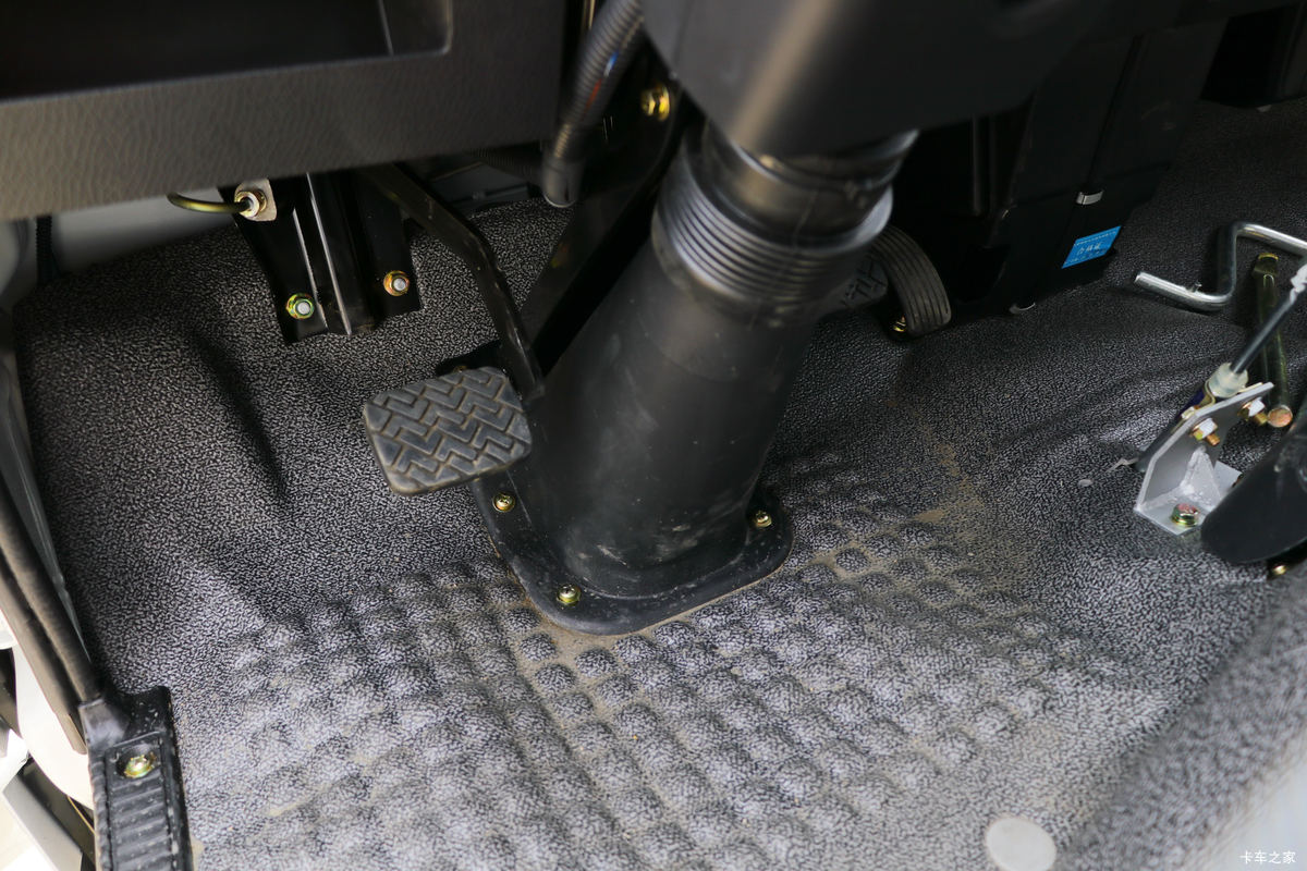 【图】一汽红塔 解放经典1系 78马力 2.92米自卸车(CA3040K3LE5-1)_实拍图片_1026971_卡车之家