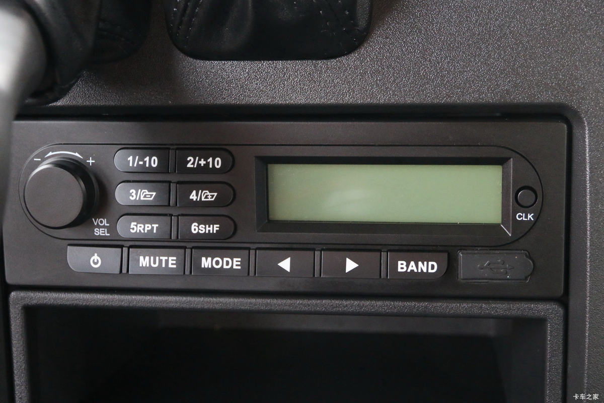 【图】一汽解放 新J6P重卡 价值版 420马力 6X4牵引车(CA4250P66K24T1E5)_实拍图片_1109941_卡车之家