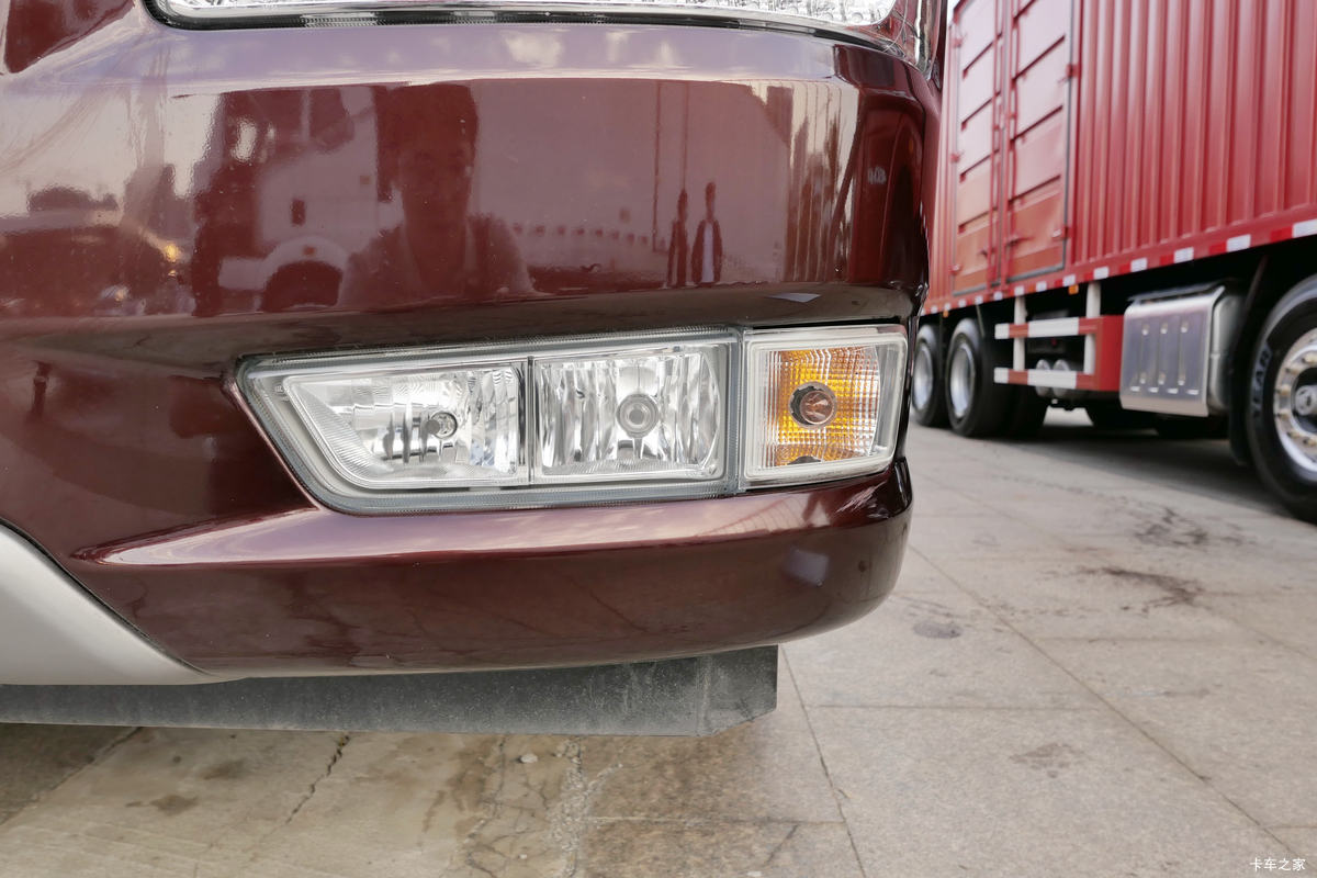 【图】一汽解放 新J6P重卡 2021款 460马力 8X4 9.4米仓栅式载货车(国六)(CA5310CCYP66K24L7T4E6)_实拍图片_1110054_卡车之家