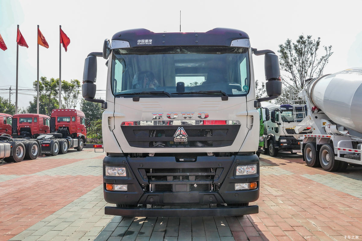 【图】中国重汽 HOWO TX7重卡 460马力 6X4 牵引车(国六)(ZZ4257V324GF1)_实拍图片_1247030_卡车之家