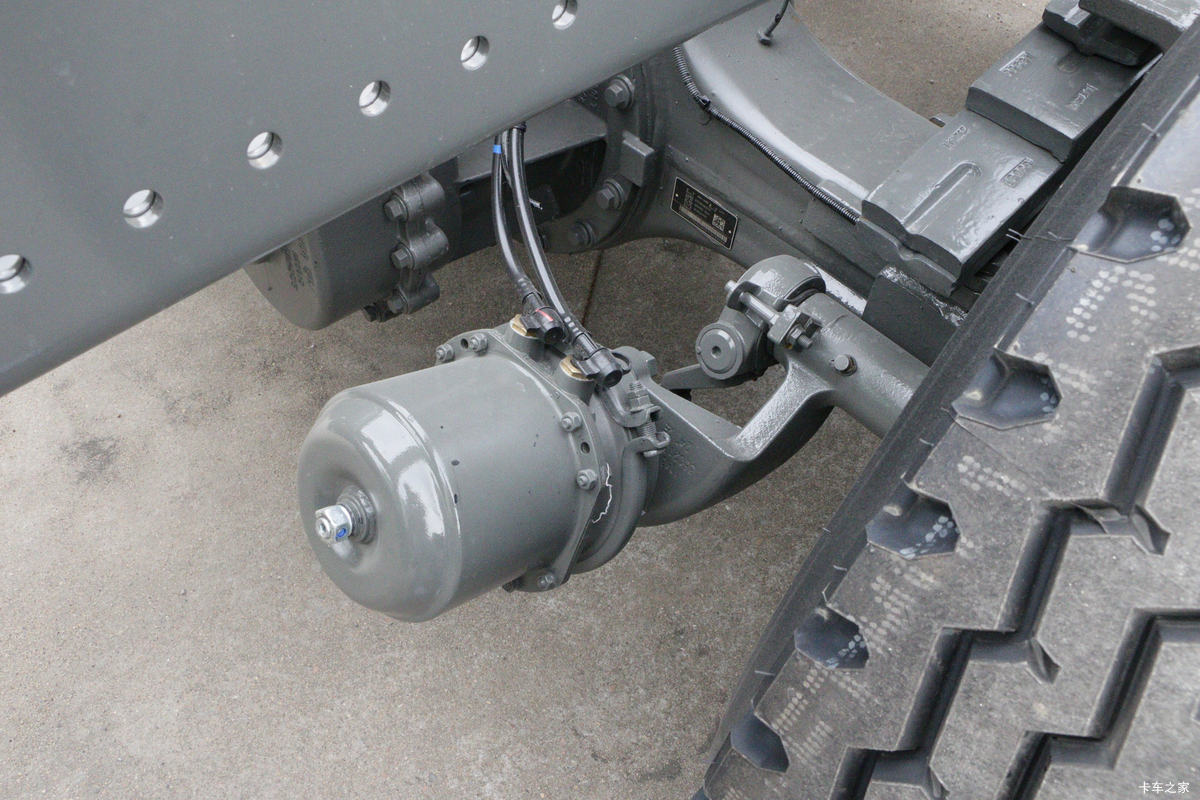 【图】中国重汽HOWO N7W 350马力 8X4 6.2米自卸车(国六)_实拍图片_1313663_卡车之家