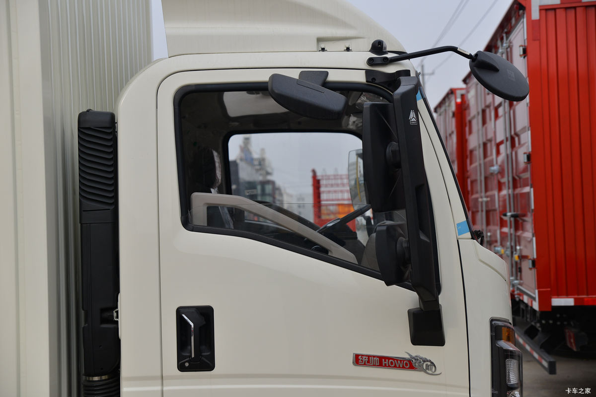 【图】中国重汽HOWO 统帅 2021款 150马力 4.15米单排厢式轻卡(国六)(ZZ5047XXYG3215F144H)_实拍图片 ...