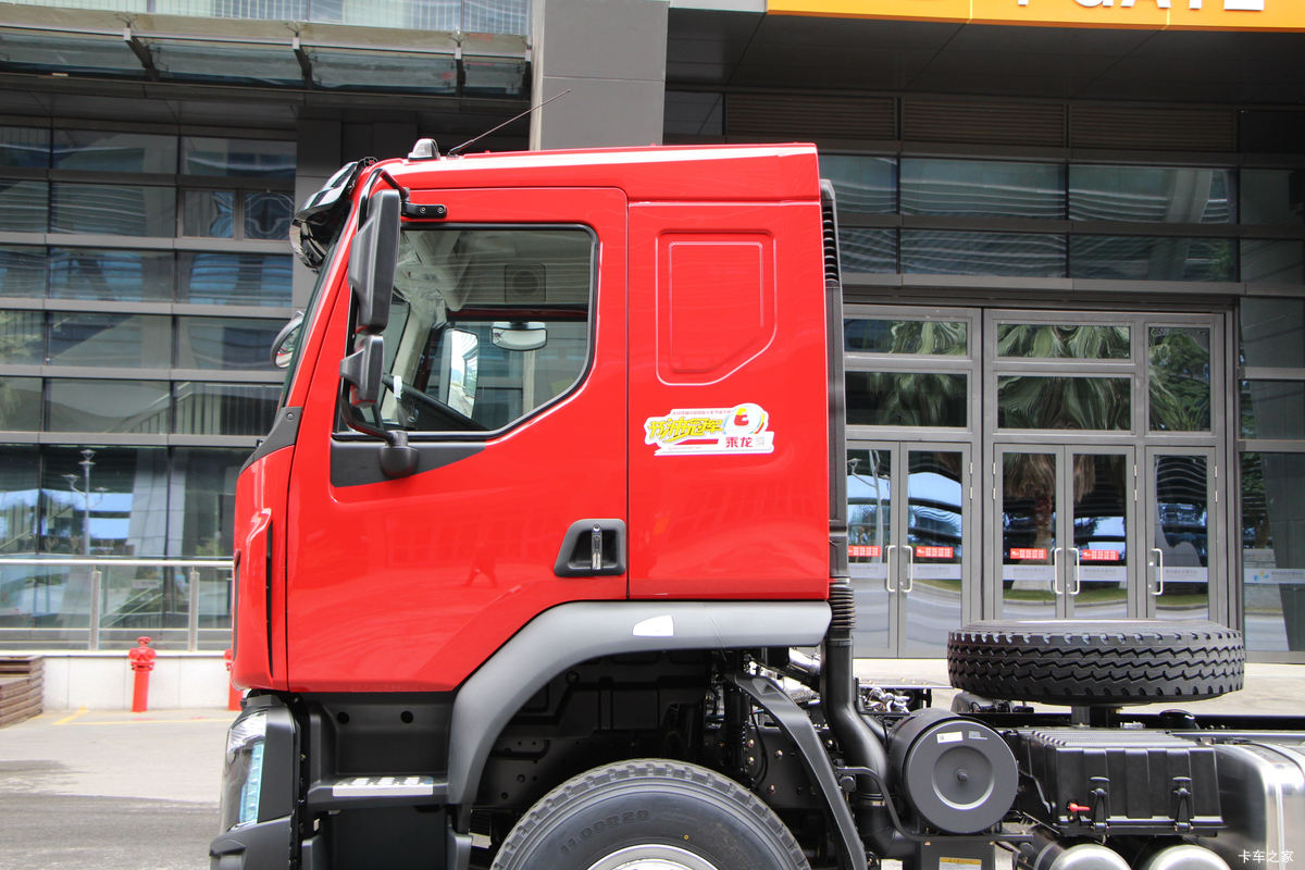 【图】东风柳汽 新乘龙M3 245马力 6X4 自卸车(国六)_实拍图片_1374367_卡车之家