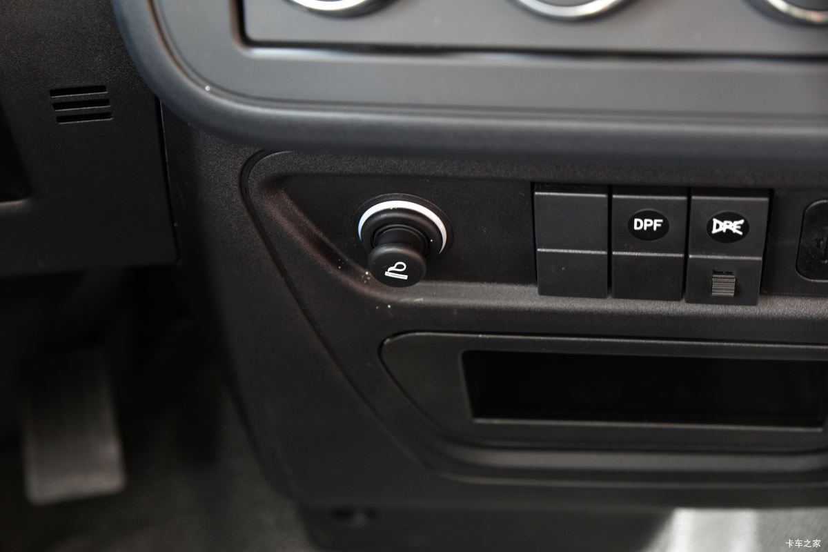 【图】东风商用车 天锦VR 270马力 4X2 4.8米自卸车(国六)_实拍图片_1408672_卡车之家