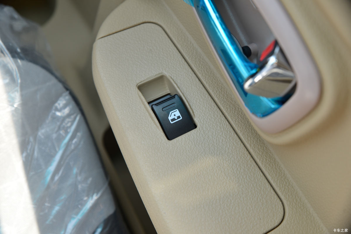 【图】飞碟奥驰 T3系列 158马力 4X2 3.75米自卸车(国六)_实拍图片_1421785_卡车之家