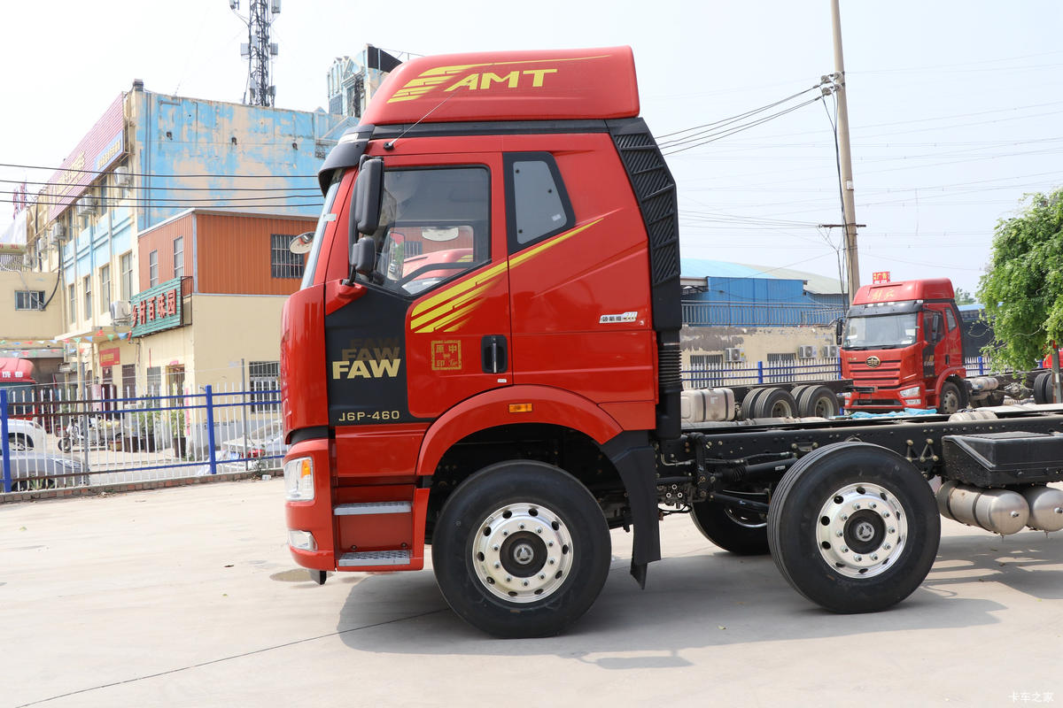 【图】一汽解放 J6P重卡 领航版3.0 460马力 8X4 9.4米AMT自动挡仓栅式载货车(国六)(CA5310CCYP66K24L7T4A2E6)_实拍图片_1435792_卡车之家