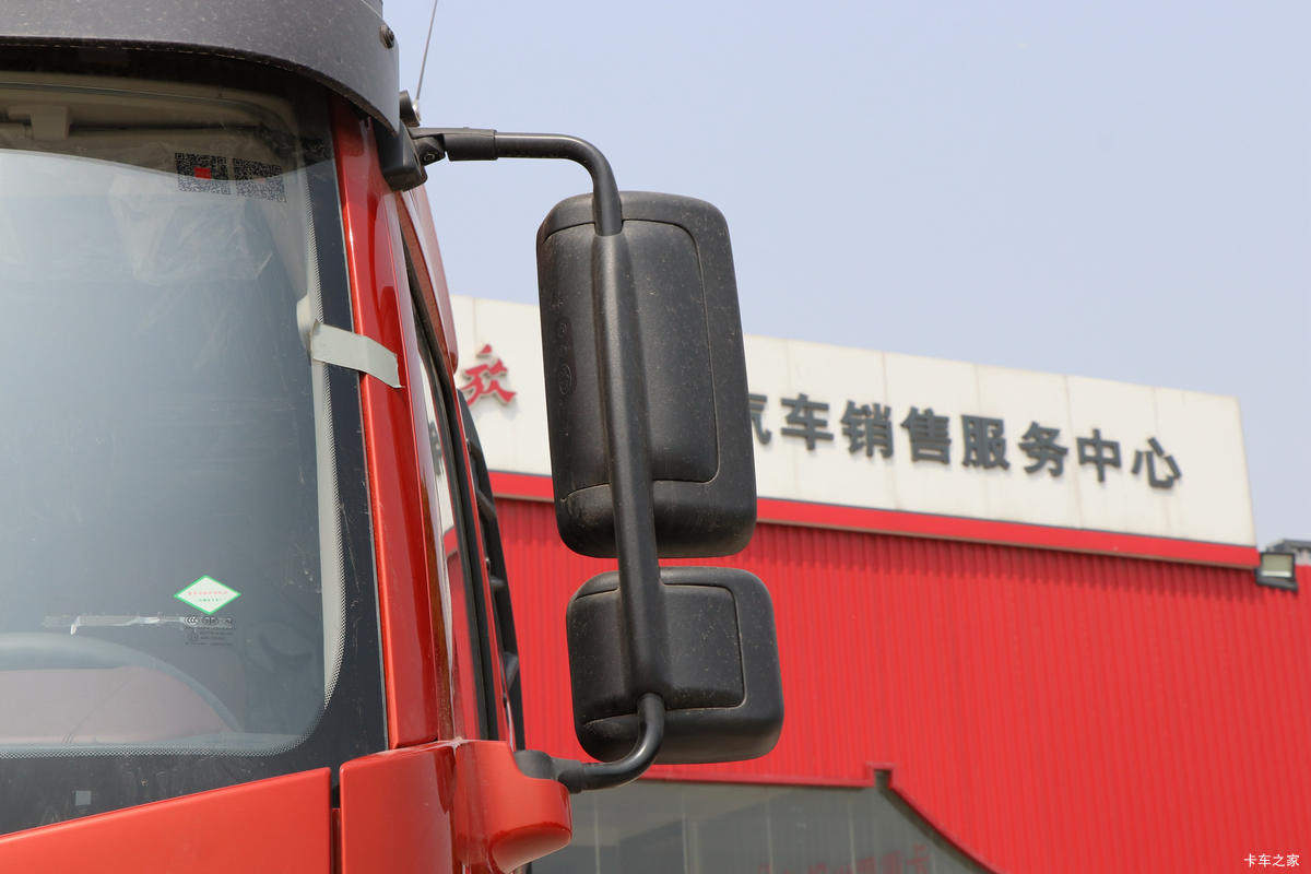 【图】一汽解放 J6P重卡 领航版3.0 460马力 8X4 9.4米AMT自动挡仓栅式载货车(国六)(CA5310CCYP66K24L7T4A2E6)_实拍图片_1435800_卡车之家