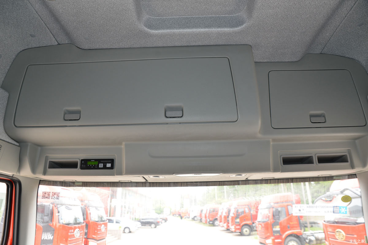 【图】一汽解放 新J6P重卡 定制版 460马力 4X2 AMT自动挡牵引车(国六)(CA4180P66K25E6)_实拍图片_1445148_卡车之家