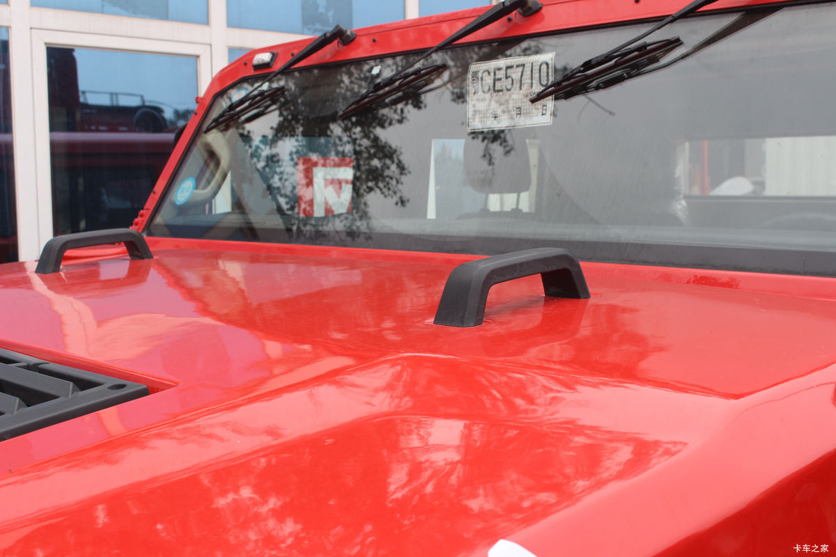 【图】东风 猛士M50 民用版 4L 195马力 柴油 四驱 双排皮卡_实拍图片_1479060_卡车之家