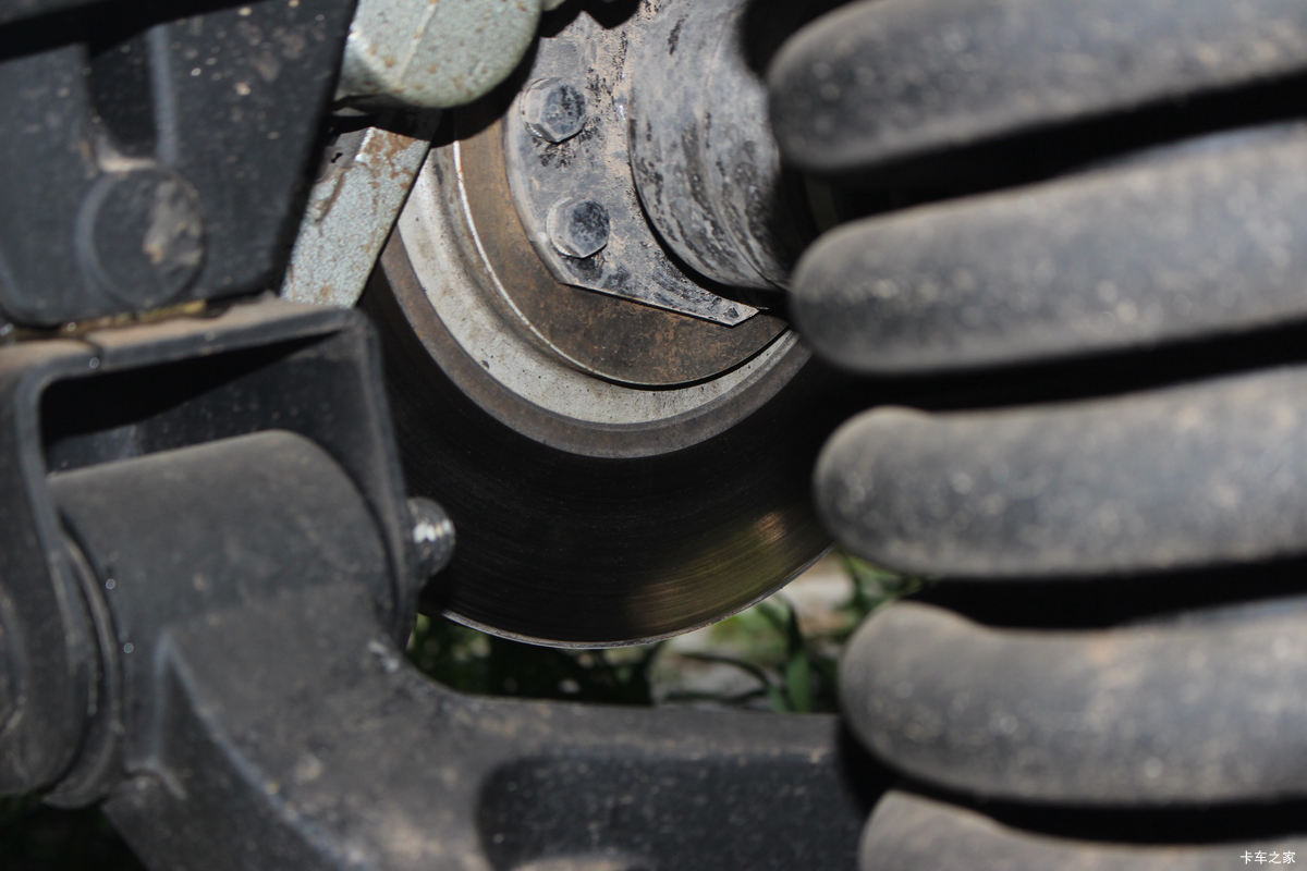 【图】东风 猛士M50 民用版 4L 195马力 柴油 四驱 双排皮卡_实拍图片_1479127_卡车之家