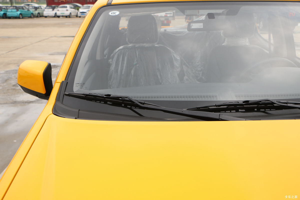 【图】江西五十铃 瑞迈 2022款 经典舒适型 2.8T柴油 120马力 两驱 标轴双排皮卡(国六)_实拍图片_1479538_卡车之家