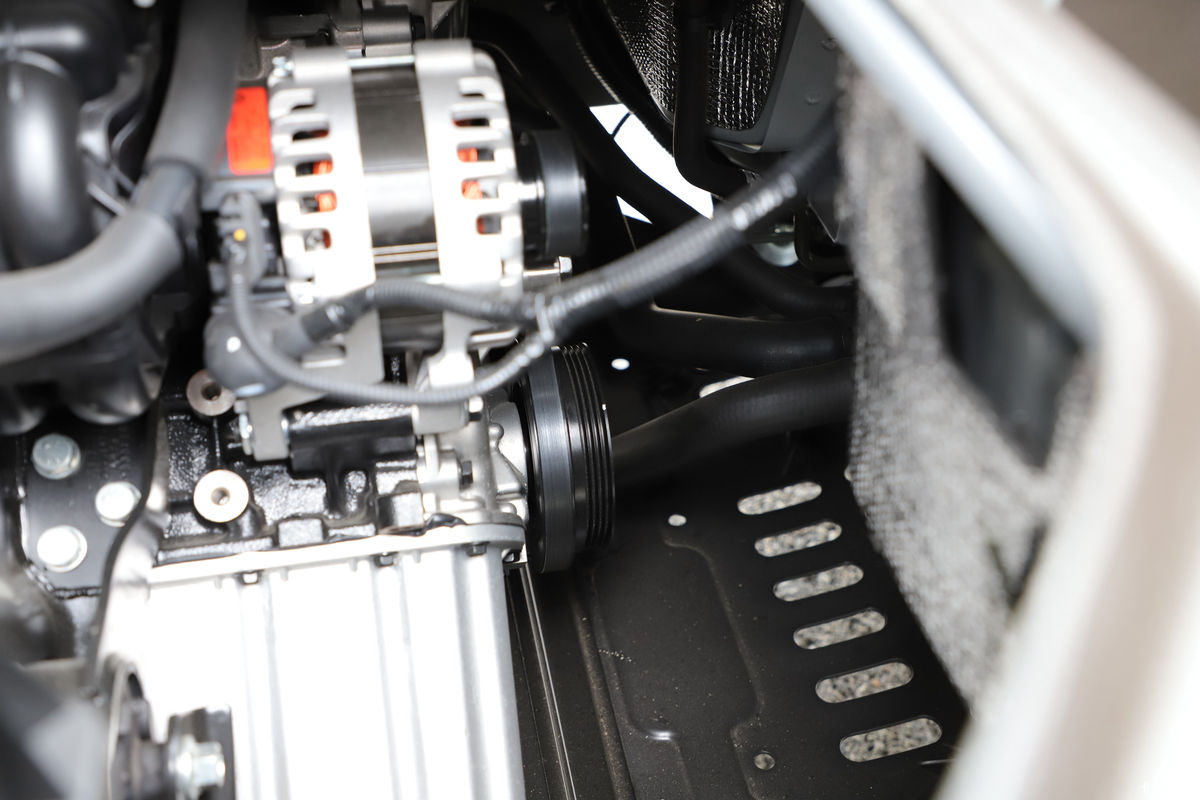 【图】五菱 荣光新卡 下乡版 1.5L 99马力 汽油 3.3米单排栏板微卡(国六)(LZW1028LP6H)_实拍图片_1502756_卡车之家