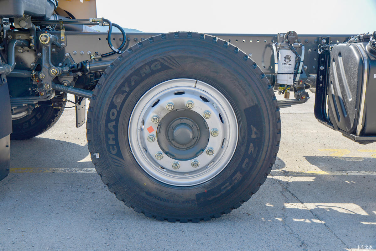 【图】中国重汽 HOWO TX 350马力 6X2 7.8米仓栅式载货车(国六)(速比3.7)(ZZ5257CCYN56CGF1)_实拍图片 ...