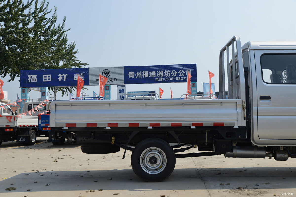 【图】东风 小霸王W08 1.5L 113马力 2.5米双排栏板微卡(带空调)(国六)(EQ1031D60Q3)_实拍图片_1524889_卡车之家