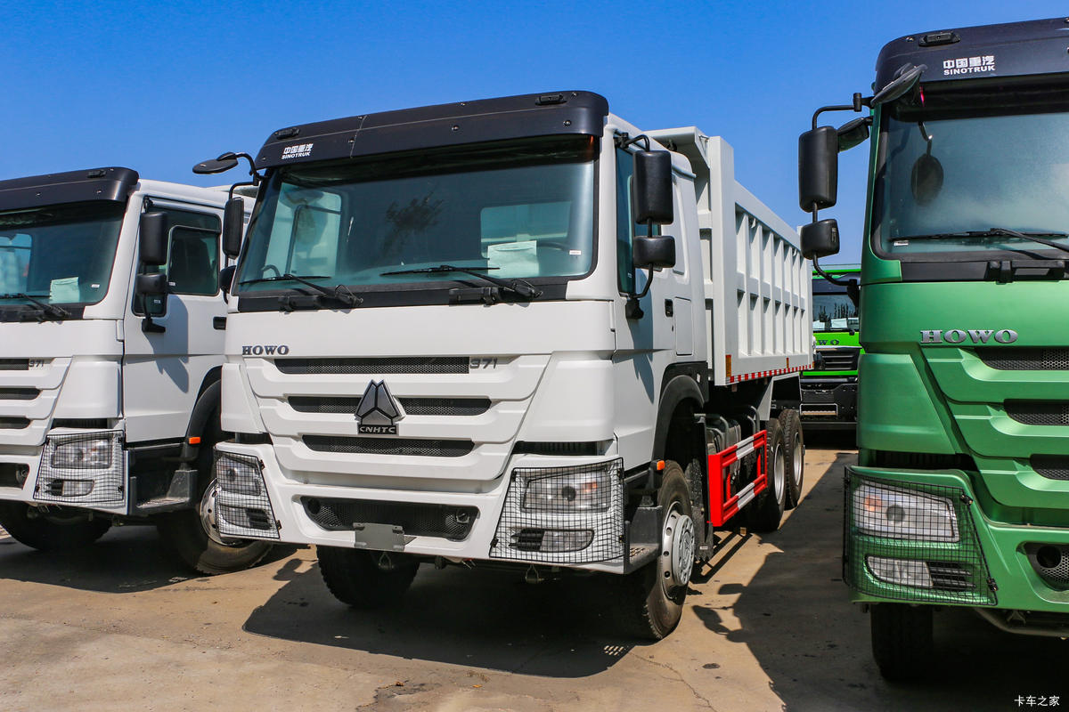【图】中国重汽 HOWO-7 375马力 6X4 6.8米自卸车_实拍图片_1528458_卡车之家
