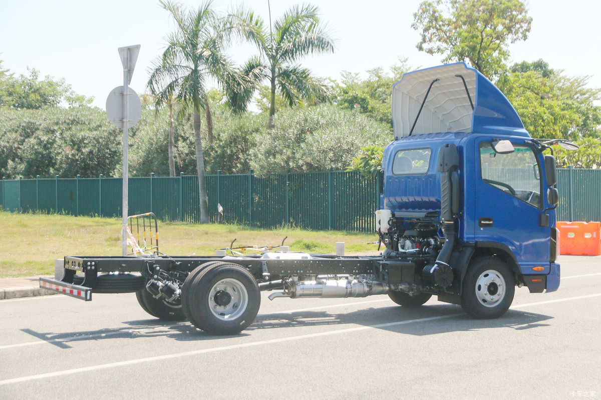 【图】江淮 帅铃S7 160马力 4.12米单排厢式轻卡(国六)(HFC5088XXYP71K1C7S)_实拍图片_1541227_卡车之家