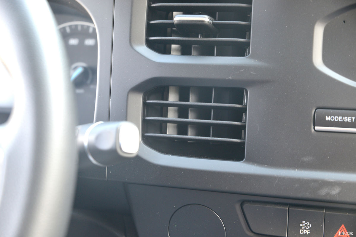 【图】江铃汽车 福顺 2023款 146马力 3座 长轴 2.0T柴油 高顶封闭货车(国六)_实拍图片_1543903_卡车之家