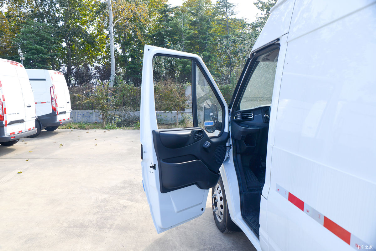 【图】江铃汽车 福顺 2023款 146马力 3座 长轴 2.0T柴油 高顶封闭货车(国六)_实拍图片_1543903_卡车之家