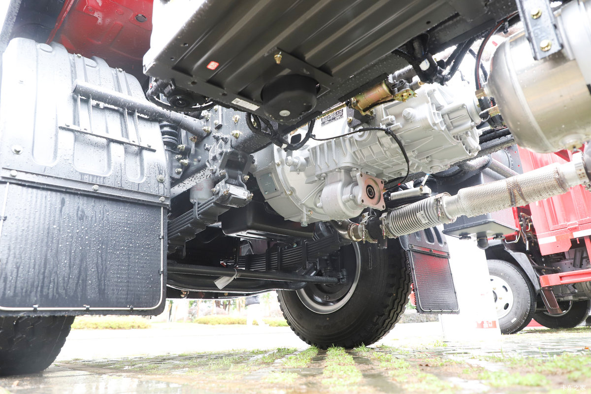 【图】东风柳汽 乘龙L3 180马力 4X2 自卸车_实拍图片_1586845_卡车之家