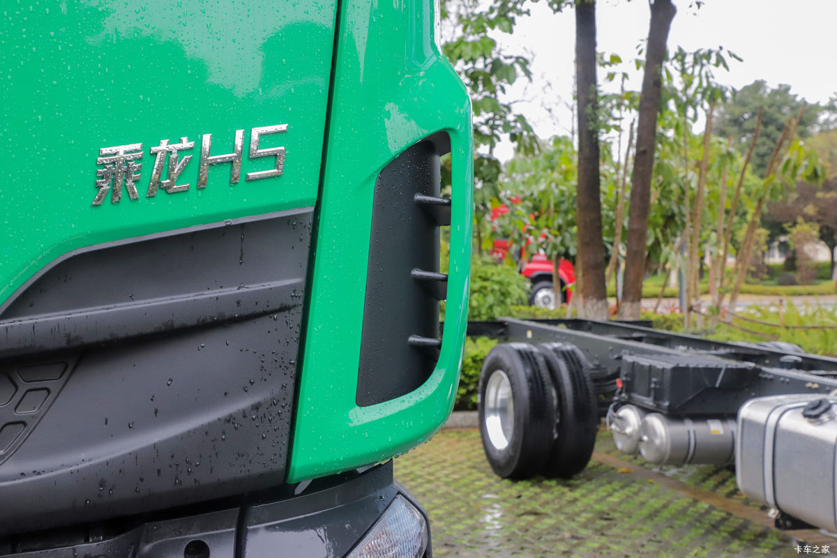 【图】东风柳汽 乘龙H5重卡 长续航版 8X4 7.8米换电式纯电动自卸车350kWh_实拍图片_1589025_卡车之家