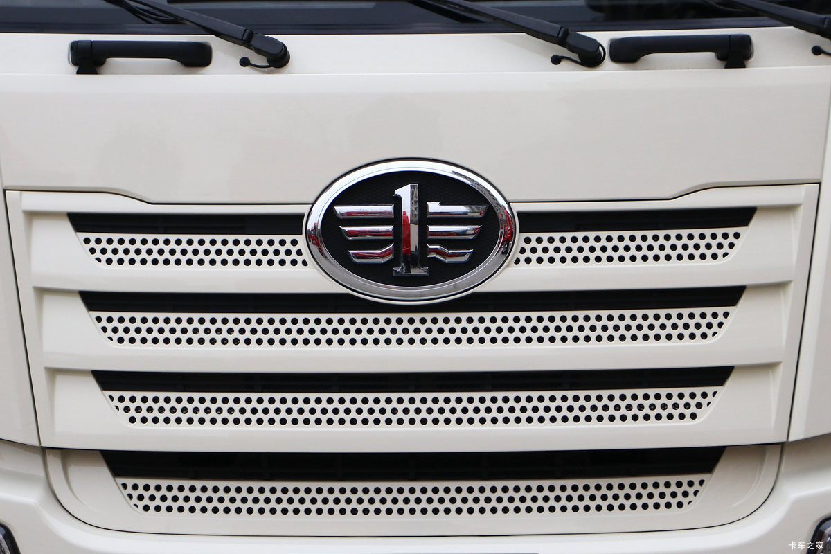 【图】青岛解放 JK6重卡 6X4 充换一体牵引车(国六)(CA4250P28T1BEVA80)282kWh_实拍图片_1596237_卡车之家