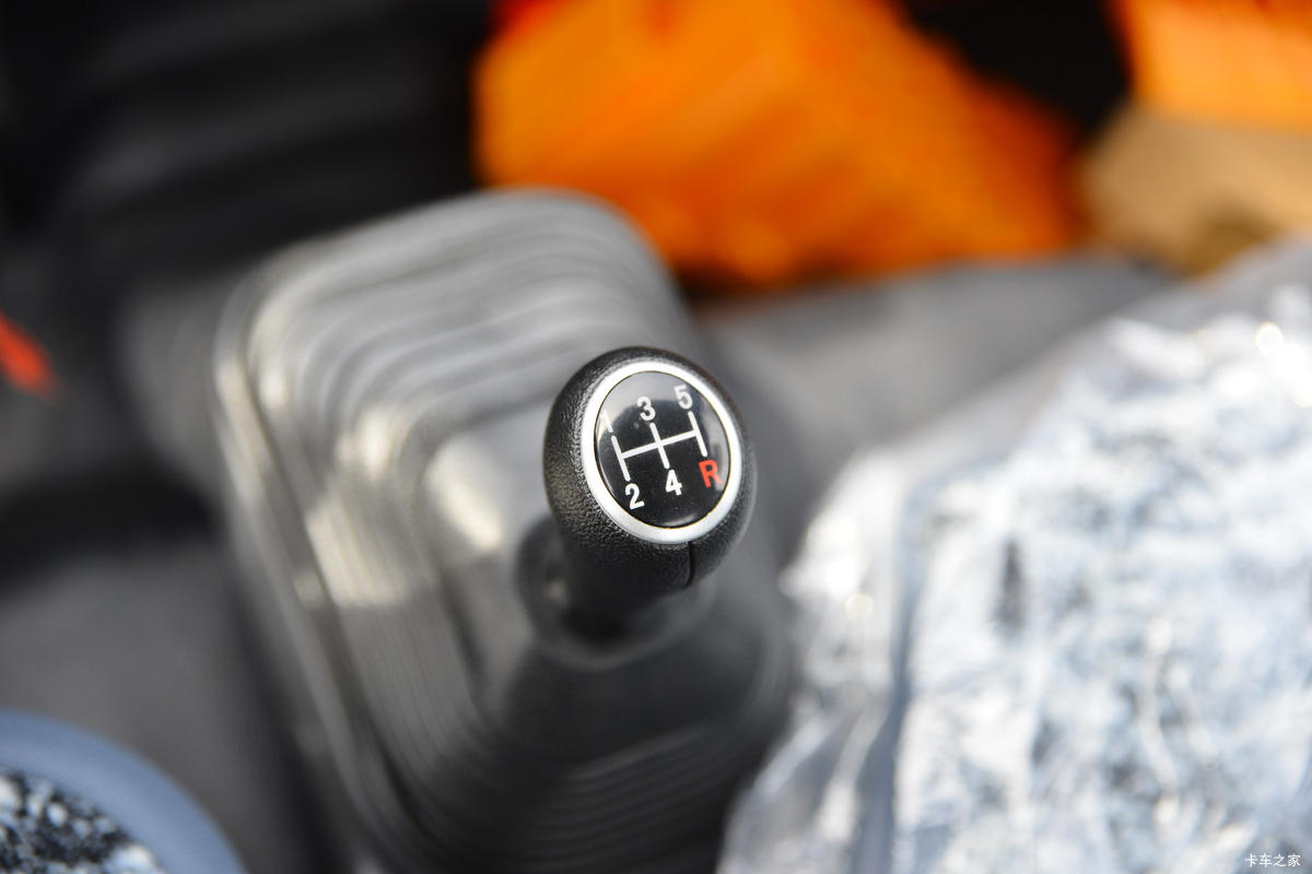 【图】福田 奥铃捷运 经典版 132马力 3.655米单排栏板轻卡(国六)(BJ1041V9JBA-AA1)_实拍图片_1656226_卡车之家