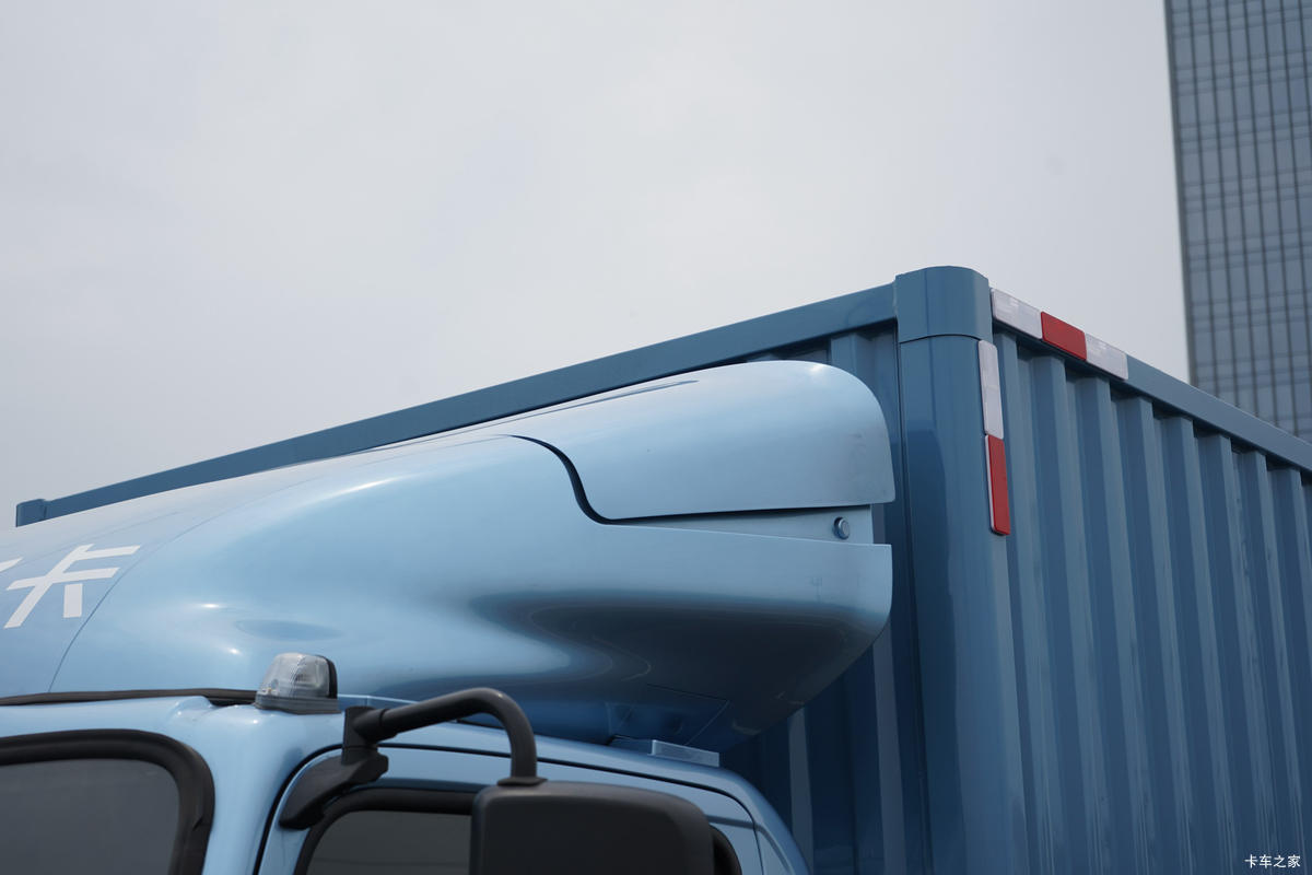 【图】宇通轻卡 T3 4.5T 4.2米单排纯电动厢式轻卡88.87kWh_实拍图片_1677527_卡车之家