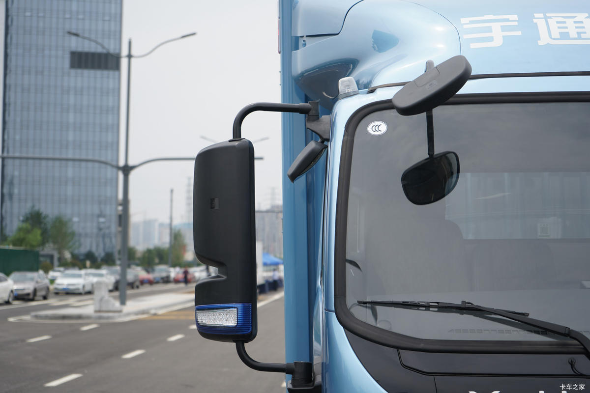 【图】宇通轻卡 T3 4.5T 4.2米单排纯电动厢式轻卡88.87kWh_实拍图片_1677527_卡车之家