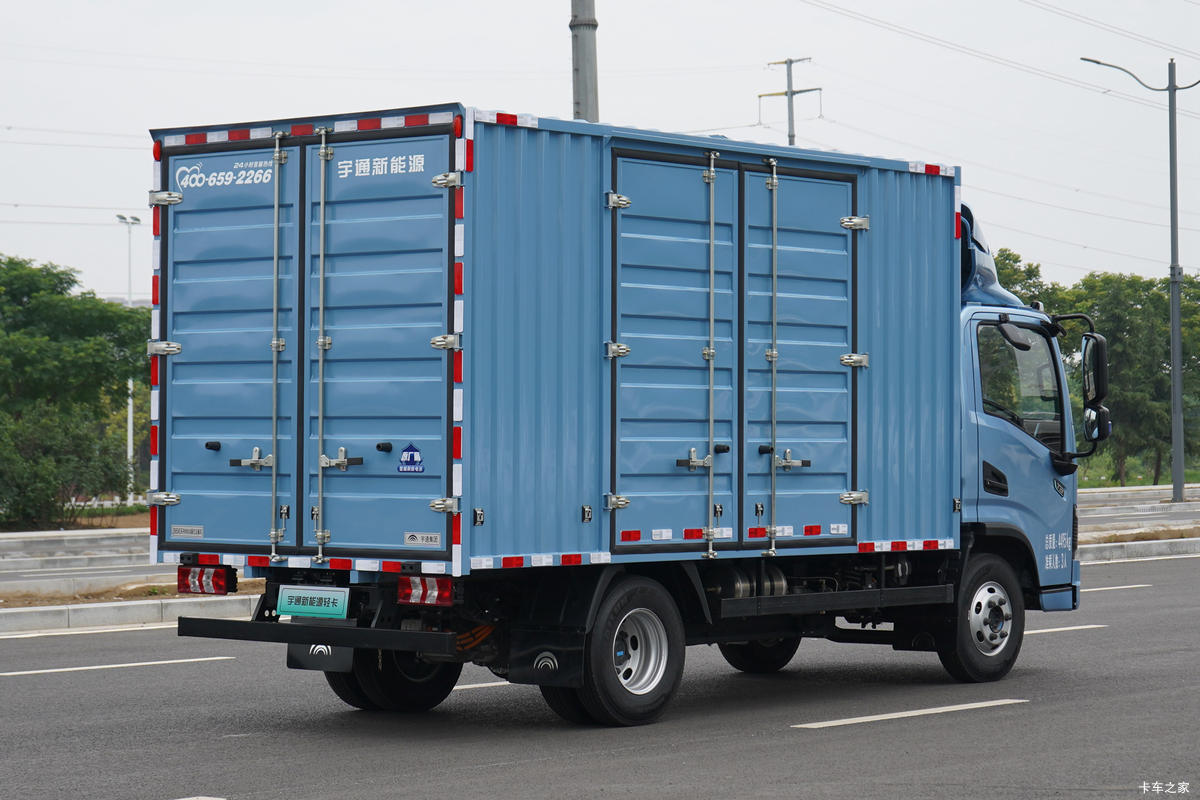 【图】宇通轻卡 T3 4.5T 4.2米单排纯电动厢式轻卡88.87kWh_实拍图片_1677527_卡车之家