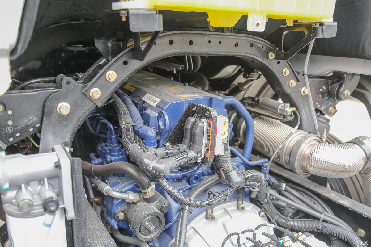 【图】陕汽重卡 德龙M6000 菁英版 300马力 4X2 6.85米AMT自动档仓栅式载货车(法士特)(国六)(SX5189CCYVB481 ...