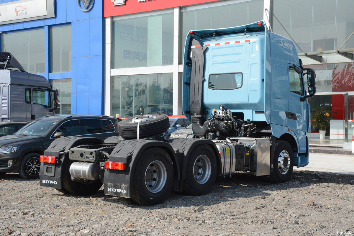 【图】中国重汽 HOWO TH7重卡 570马力 6X4 AMT自动挡牵引车(国六)_实拍图片_1748657_卡车之家