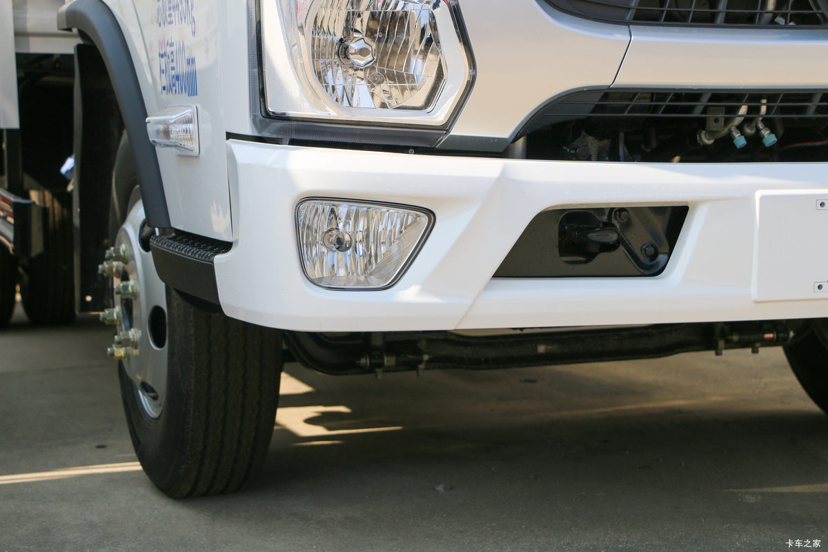 【图】福田 奥铃新捷运 青春无敌版 146马力 4.17米单排栏板轻卡(中体)(BJ1045V9JBA-AB8)_实拍图片_1753785_卡车之家