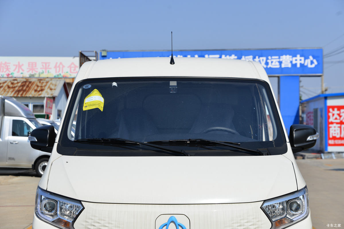 【图】长安跨越 跨越星V7EV 智享型 2.9T 2座 4.8米纯电动厢式运输车(对开门)38.64kWh_实拍图片_1754137_卡车之家