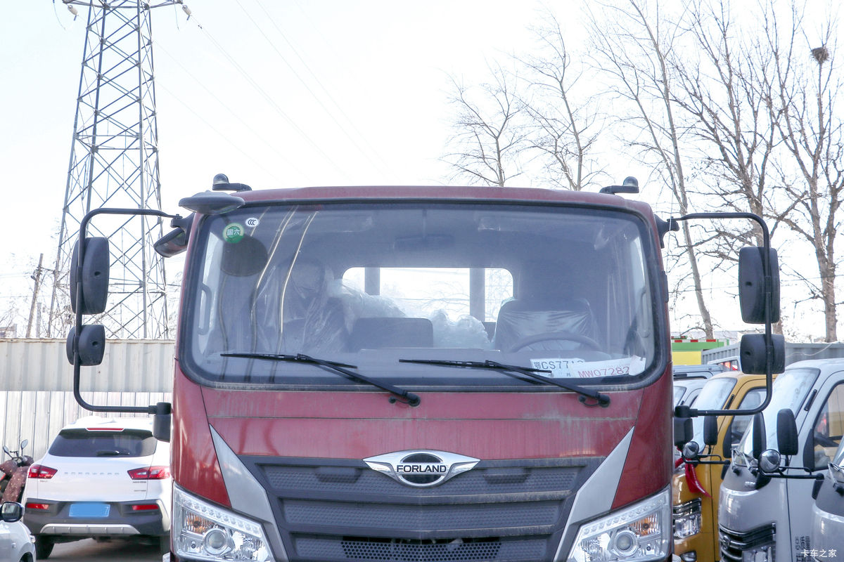 【图】福田 时代领航ES5 220马力 6X2 6.8米排半栏板载货车(BJ1244VNPFB-01)_实拍图片_1789471_卡车之家
