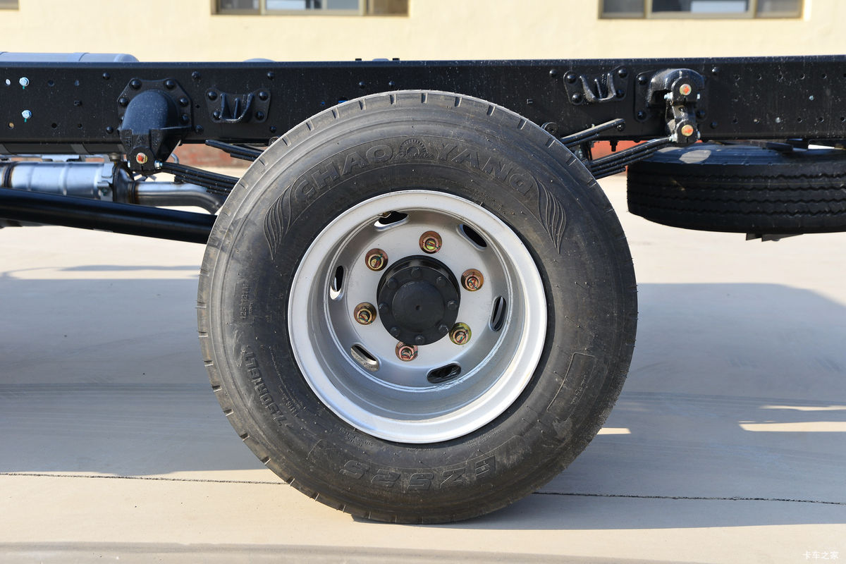 【图】中国重汽HOWO 悍将 170马力 4.15米单排仓栅式轻卡(万里扬8档)(ZZ5097CCYG3315F191)_实拍图片 ...