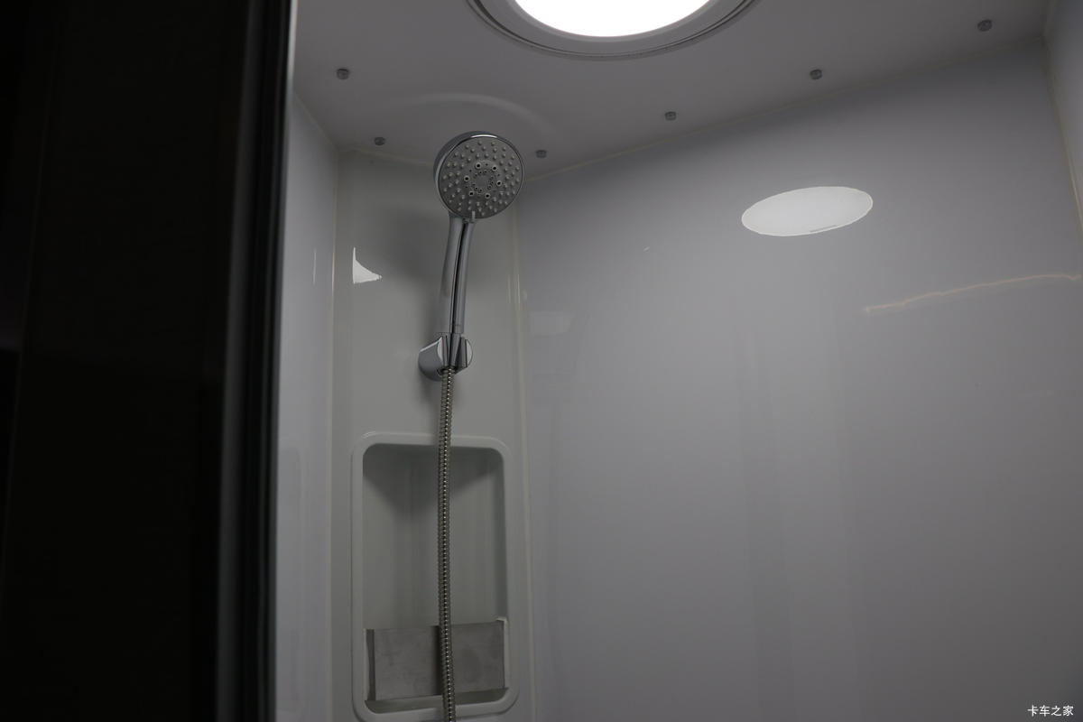 【图】远程 星瀚H 25T 6X4 甲醇混合动力牵引车(HN4250X17C9PHEVY)_实拍图片_1809340_卡车之家