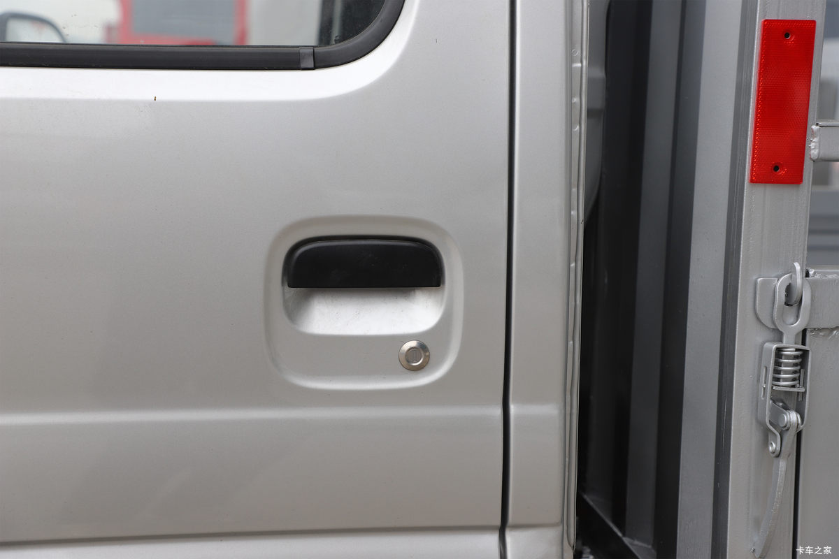 【图】东风 EV80 3T 3.05米单排纯电动仓栅式轻卡(DFA5030CCYCBEV1)41.86kWh_实拍图片_1859006_卡车之家