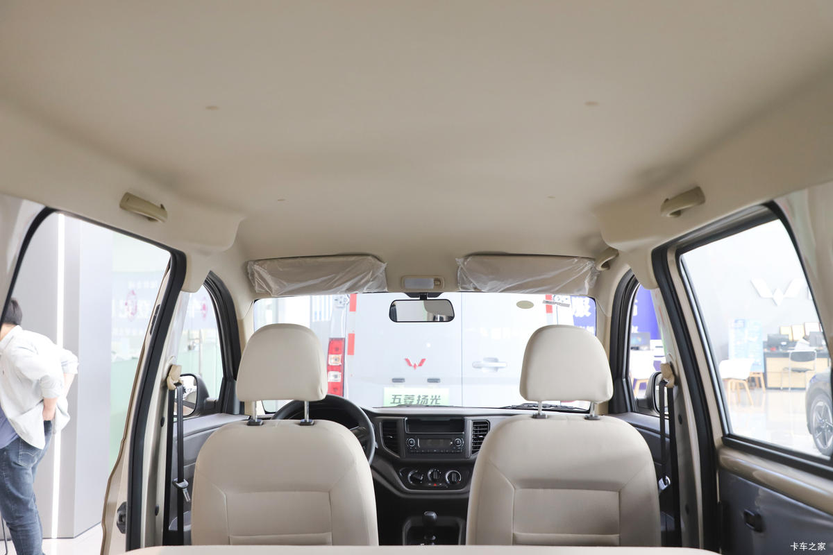 【图】五菱 宏光V 2022款 劲取版 99马力 1.5L 汽油 5座面包车(国六)_实拍图片_1872393_卡车之家