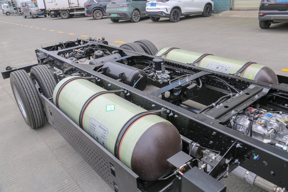 【图】江淮 威铃M7 3.0L 129马力 CNG 4.18米单排栏板轻卡_实拍图片_1895644_卡车之家