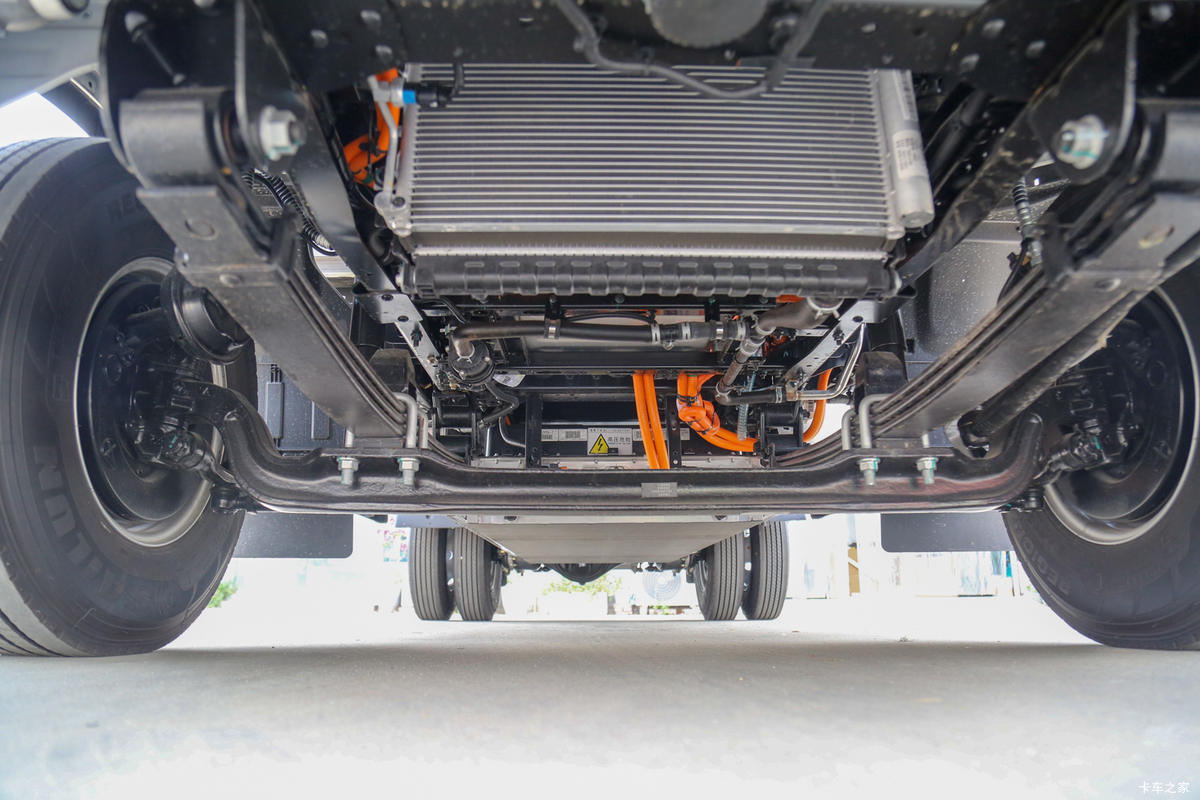 【图】远程 星智H8E 2023款 智运版 4.5T 4.02米单排纯电动冷藏车(JGL5047XLCBEVGN8)100.46kWh_实拍图片_1898007_卡车之家