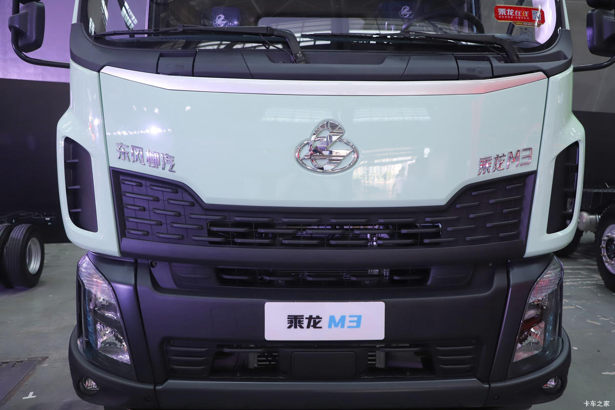 【图】东风柳汽 新乘龙M3 200马力 4X2 4.5米自卸车_实拍图片_1906203_卡车之家