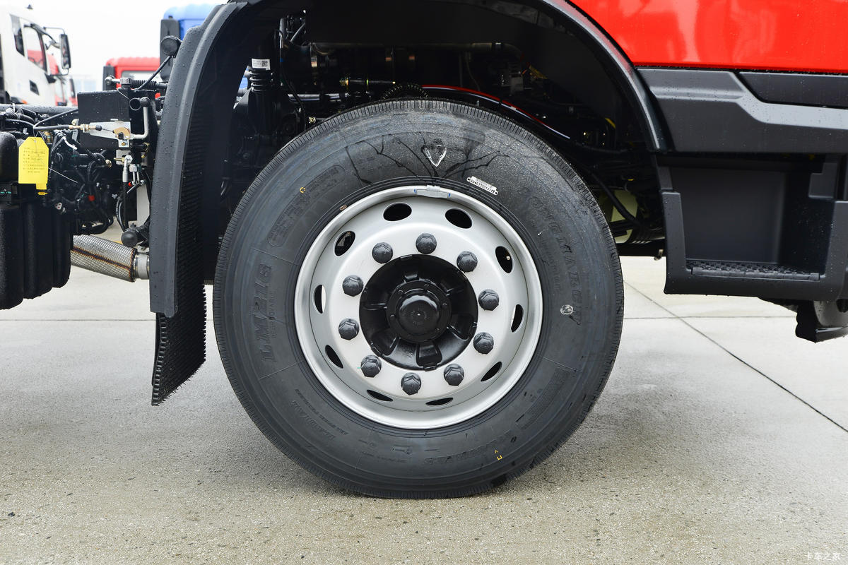 【图】东风商用车 天锦KR 星耀版 260马力 4X2 6.8米仓栅式载货车_实拍图片_1930601_卡车之家