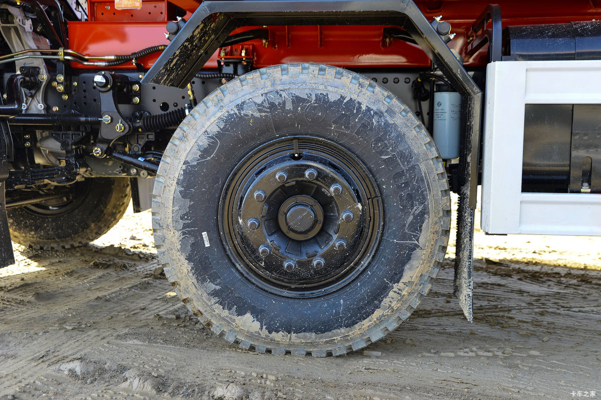 【图】东风商用车 天龙KC重卡 擎天版 465马力 8X4 6.8米自卸车(国六)_实拍图片_1932353_卡车之家